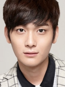 Jo Yoon Woo - Seriebox