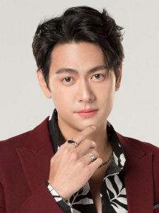 Boss Pongsakorn Phumnoi - Seriebox