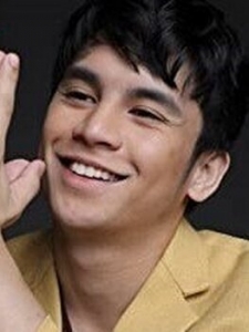 Kim de Leon - Seriebox